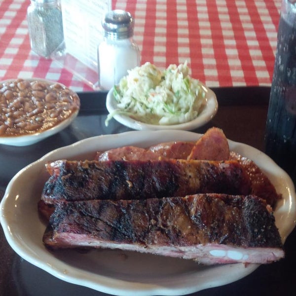 Pappas Bar-B-Q (Now Closed) - BBQ Joint