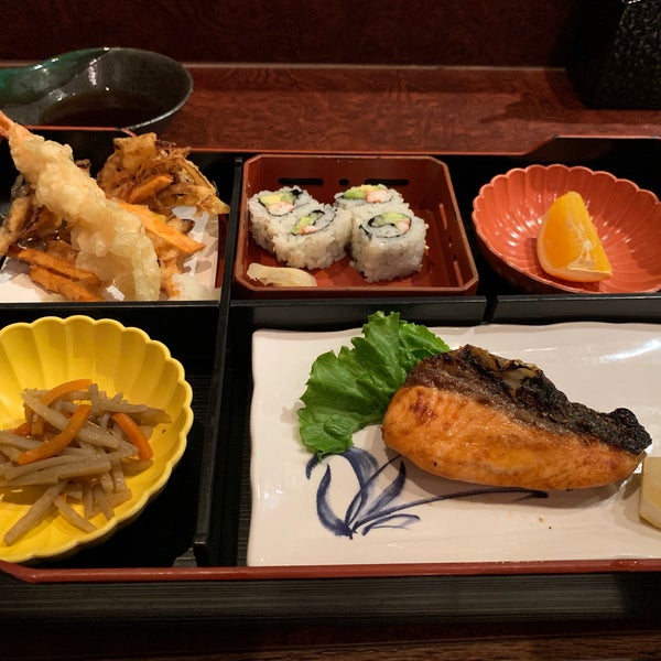 Sushi Robata - 53 tips from 1331 visitors