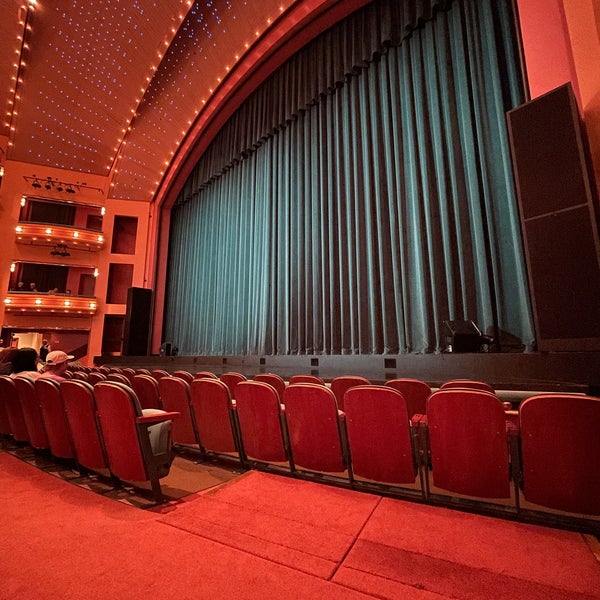 Aronoff Center for the Arts - Central Business District - 650 Walnut St