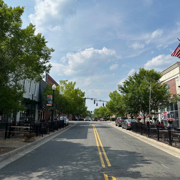 Photos at Old Town Manassas - Monument in Downtown Manassas