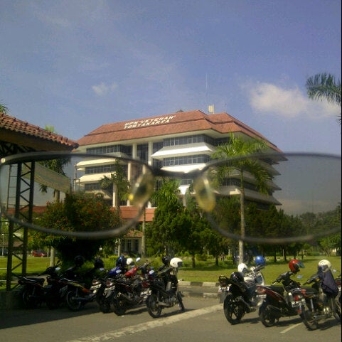 Rektorat UPN "Veteran" Yogyakarta - 92 visitors