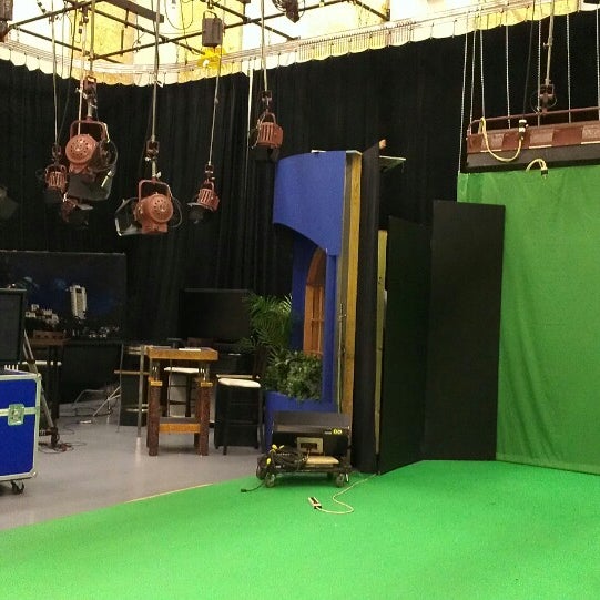 WXEL TV - PBS - NPR - Station - Hunters Run - 0 tips