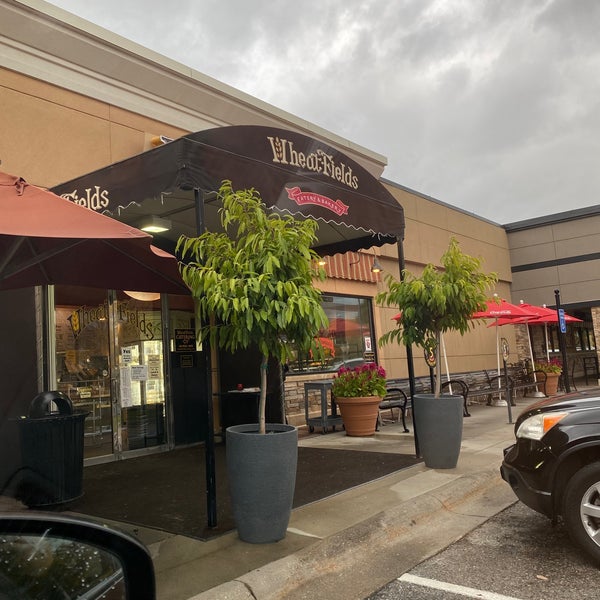 WheatFields Eatery & Bakery - American Restaurant in Omaha