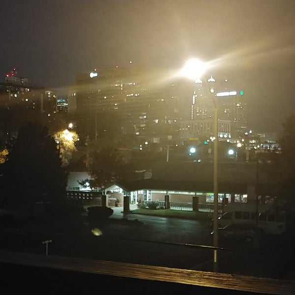 Columbus Square Park - Park