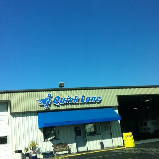 Hansel Ford - Car Dealership in Southwest Santa Rosa