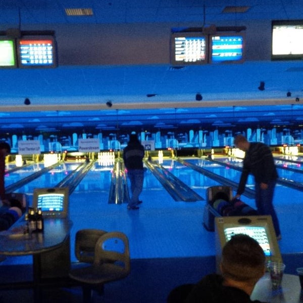 Bowlerama (Bayfield Mall) - Bowling Alley in Barrie