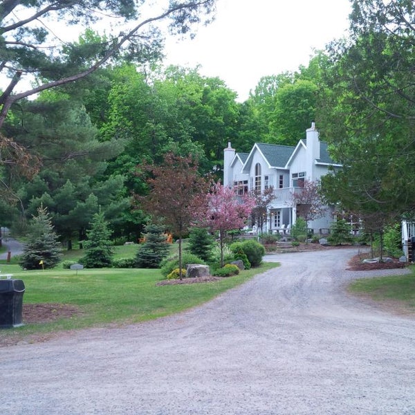 Port Cunnington Lodge and Resort - Resort