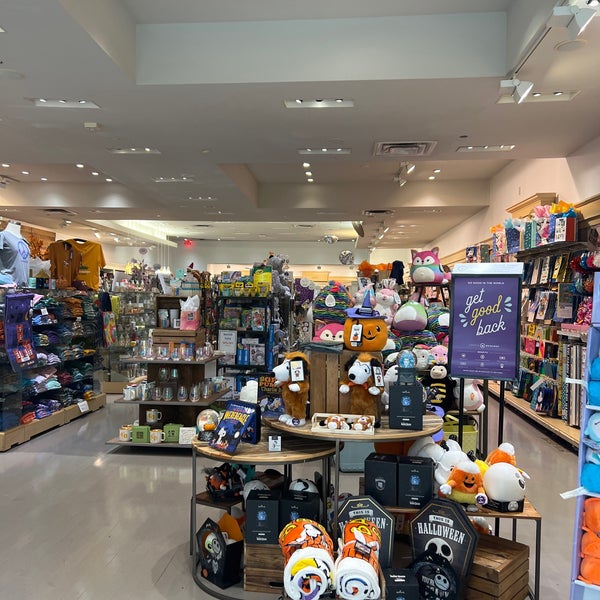 Hallmark - Gift Store in Raleigh