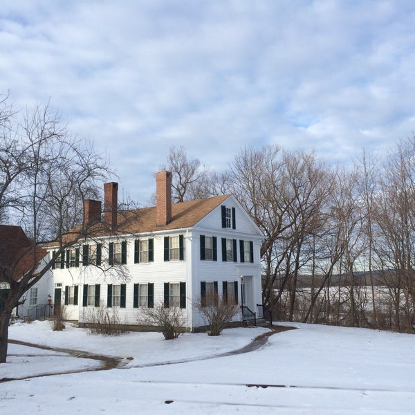 Franklin Pierce Manse - 14 Horseshoe Pond Ln