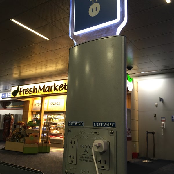 Gate C23 - 8 tips from 2219 visitors