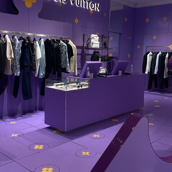 Selfridges & Co - Department Store in City Centre