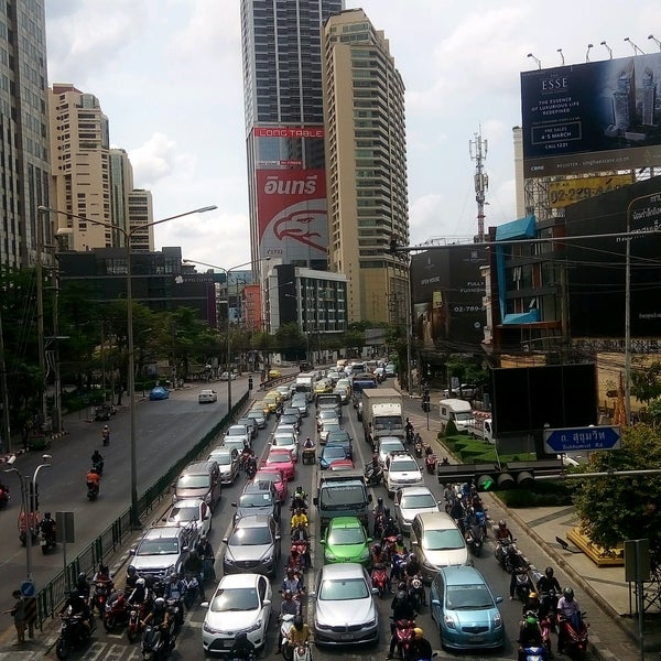 BTS Sukhumvit Line (บีทีเอส สายสุขุมวิท)