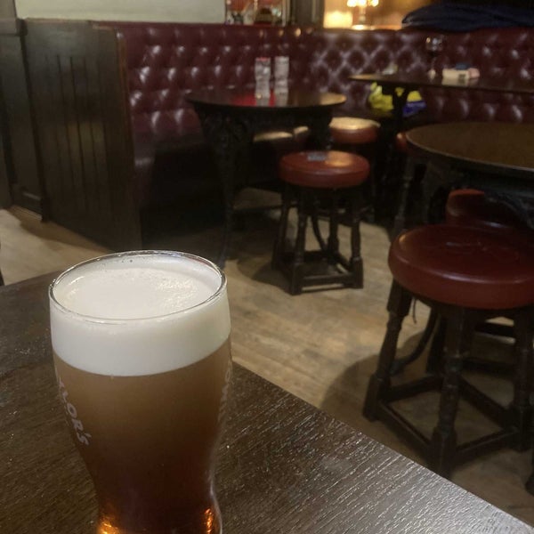 The Ship - Leeds City Centre - 71A Briggate