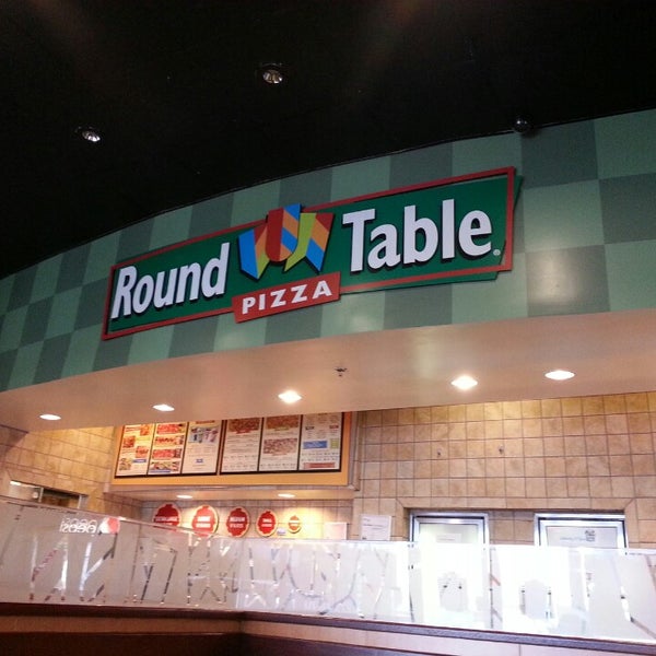 Round Table Pizza - American Canyon, CA