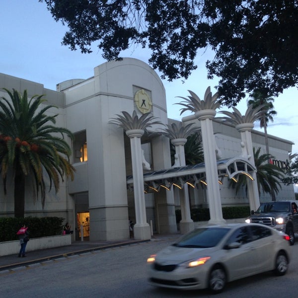 Photos at Pembroke Lakes Mall - Shopping Mall in Pembroke Pines