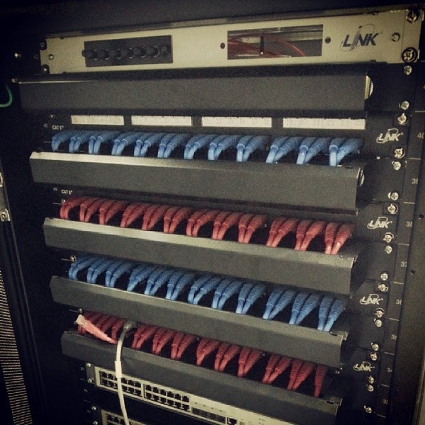 Photos at Vongvanij Complex Building B (อาคารว่องวานิช คอมเพล็กซ์ บี) - 10 tips from 1486 visitors