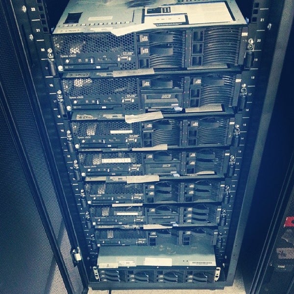 Photos at Vongvanij Complex Building B (อาคารว่องวานิช คอมเพล็กซ์ บี) - 10 tips from 1486 visitors