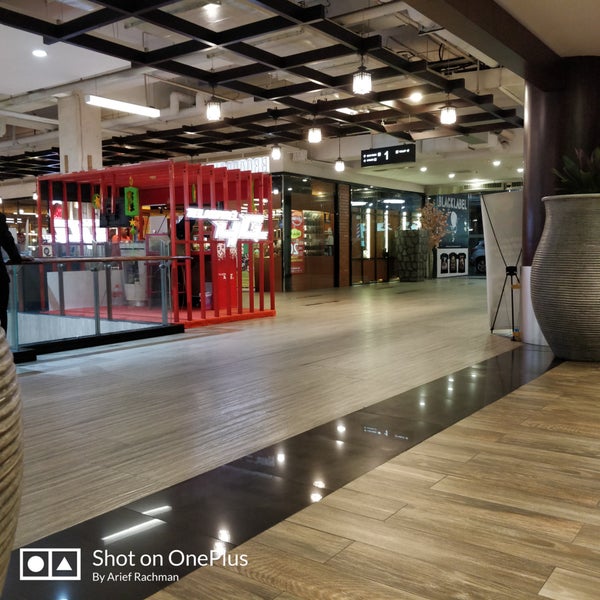 Ringroad City Walks - Shopping Mall in Medan