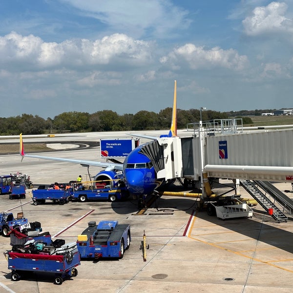 Gate C39 - Tampa, FL