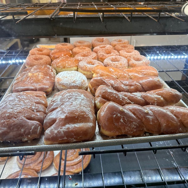 Dream Fluff Donuts - Donut Shop in Berkeley
