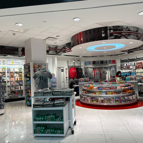 Photos at Paradies Airport Shops - 76 visitors