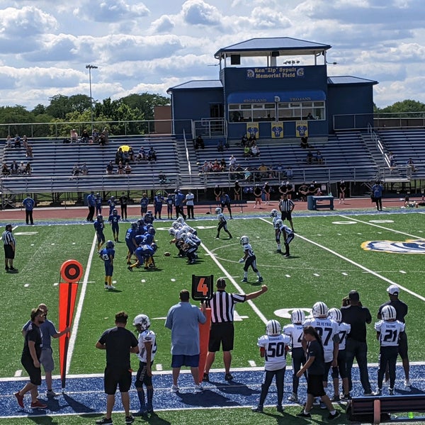 Highland High School - High School in Highland