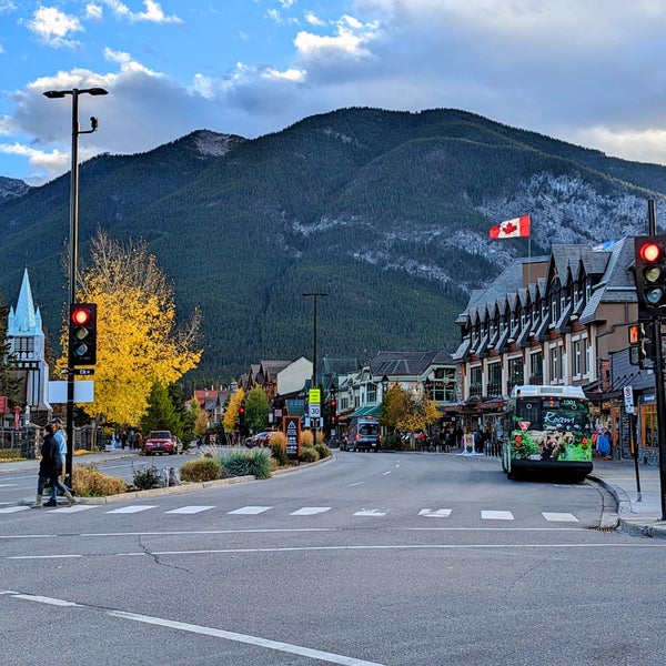 Cascade Shops - Shopping Mall