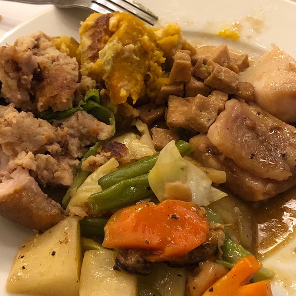 Carl Ced'z Grill and Restaurant - Filipino Restaurant