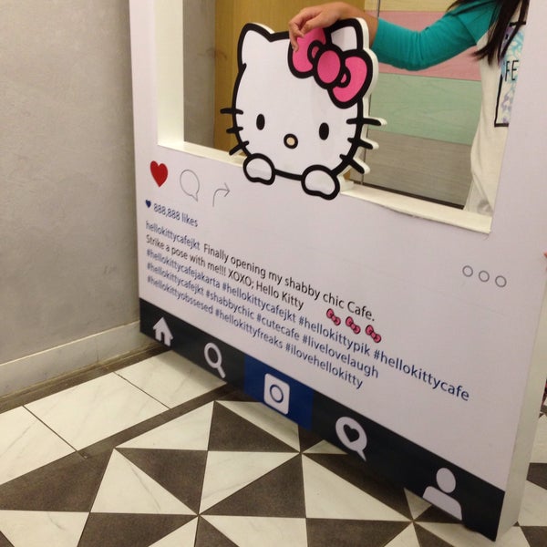 Rumah Hello Kitty Pantai Indah Kapuk