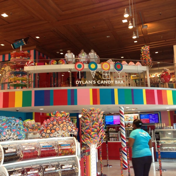 Dylan's Candy Bar - City Center - Miami Beach, FL
