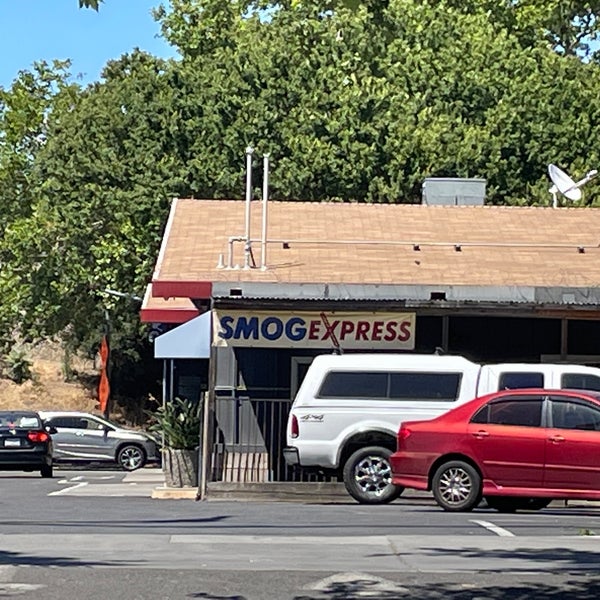 Smog Express 16th - Automotive Repair Shop in Land Park