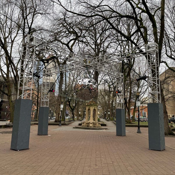 Shemanski Park - Salmon St.