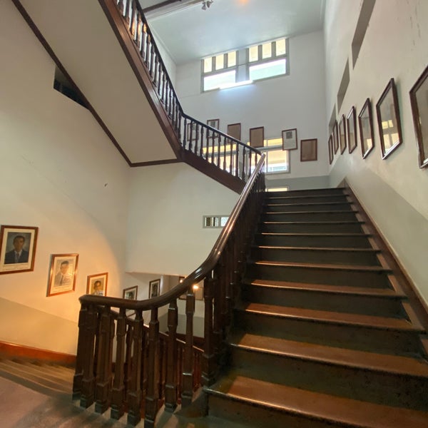 ตึกอดุลยเดชวิกรม (Adulyadejvikrom Building) - Structure