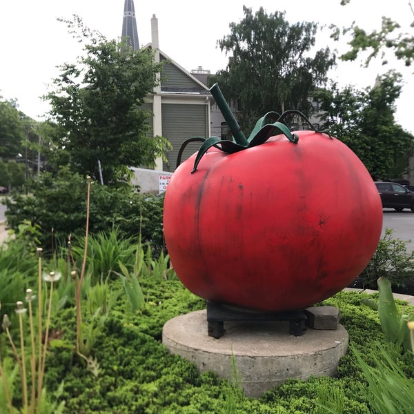 Pittston Tomato Statue - North Main Street
