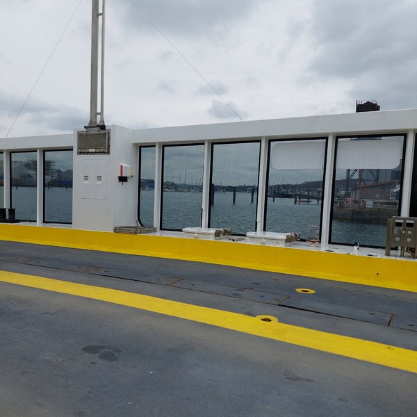 Cowes Floating Bridge - Cowes, Isle of Wight