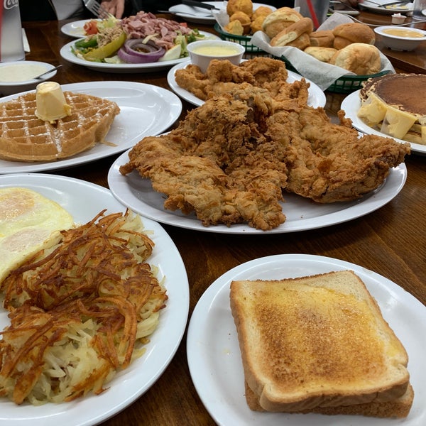 Kelley's Country Cooking - 28 tips from 905 visitors