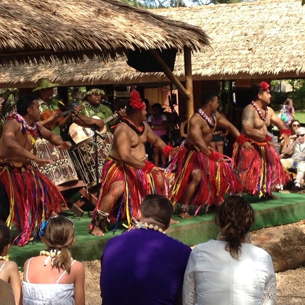 Polynesian Culture Center Kiosk - Tourist Information and Service in ...