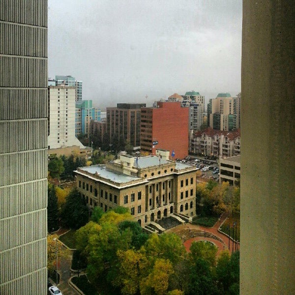 The Standard Life Center - Downtown Calgary - Calgary, AB