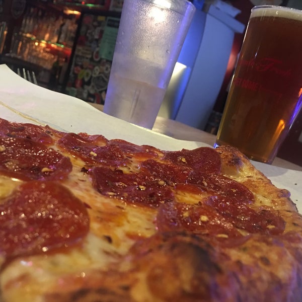 Chair 9 Woodstone Pizza & Bar - Pizza Place