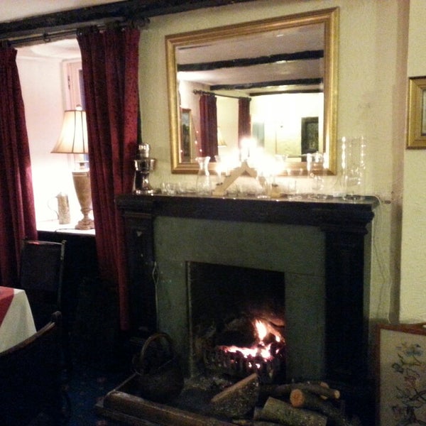 Allan Ramsay - Hotel Bar in Carlops