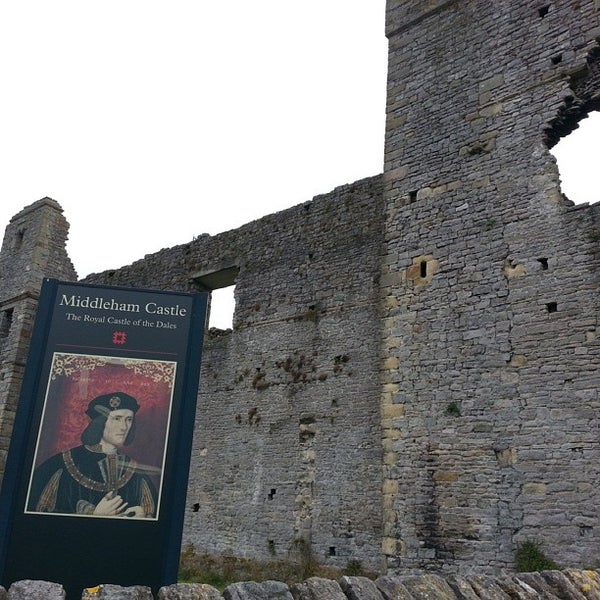 Middleham Castle - History Museum in Middleham
