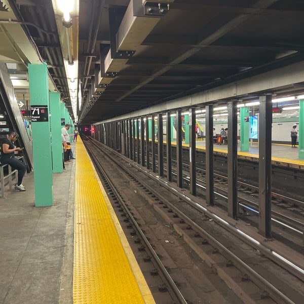 Photos at MTA Subway - Forest Hills/71st Ave (E/F/M/R) - 16 tips from ...