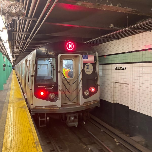 Photos at MTA Subway - Forest Hills/71st Ave (E/F/M/R) - 16 tips from ...