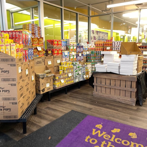 Seasons - Supermarket in Flushing