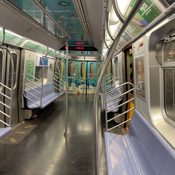 Photos at MTA Subway - Forest Hills/71st Ave (E/F/M/R) - 16 tips from ...