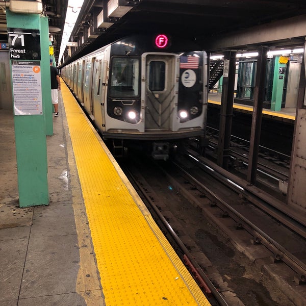Photos at MTA Subway - Forest Hills/71st Ave (E/F/M/R) - 16 tips from ...