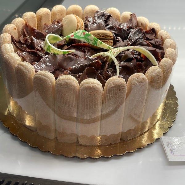 Le District Patisserie - Pastry Shop in Battery Park City