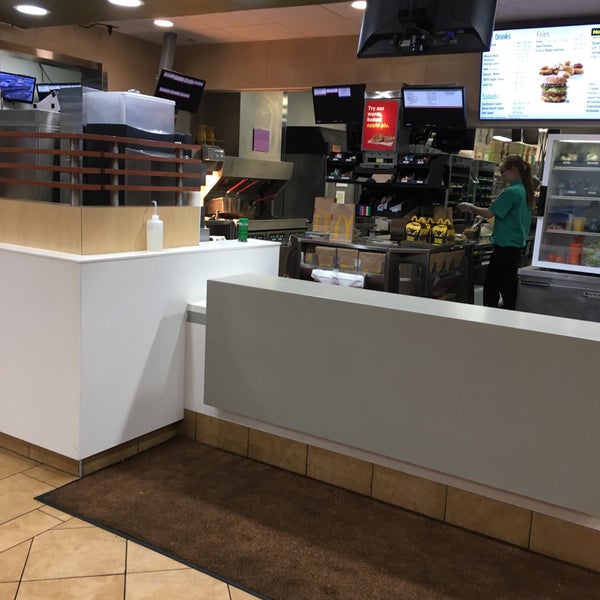 McDonald's - Fast Food Restaurant in Alexandria