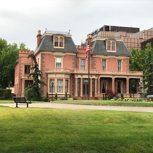 Devereaux Mansion - 1 tip from 115 visitors