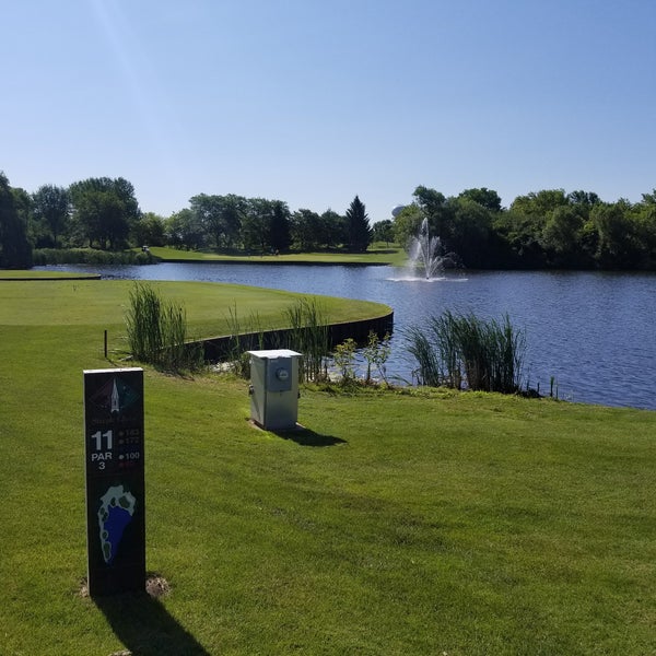 Steeple Chase Golf Course - Golf Course in Countryside